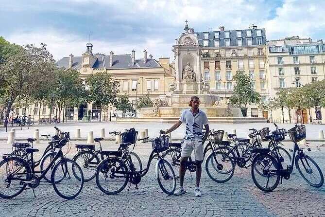 Paris Small Group Guided Bike Tour of Must-See Sights - An In-Depth Look at the Paris Small Group Bike Tour