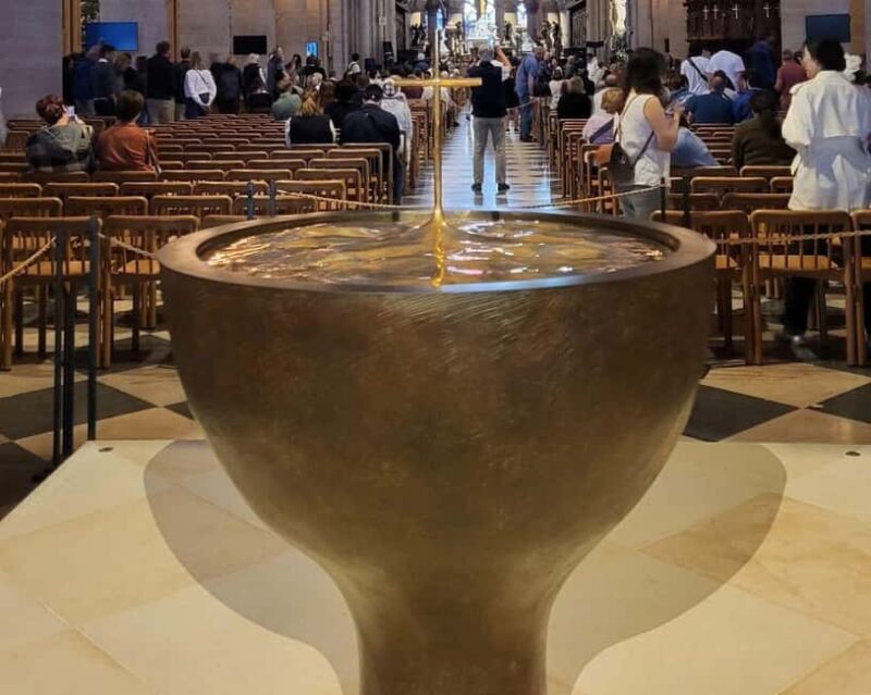 Paris: Small Group Interior Tour of Notre Dame ( Max 5 ) - FAQs