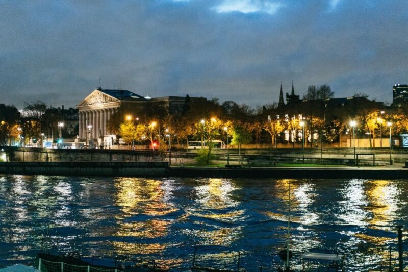 Paris: Sunrise Running and Sightseeing Group Tour - An In-Depth Look at the Tour