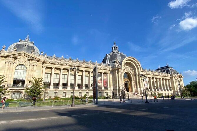 Paris Treasure Hunt  Explore the Seine from Louvre to Eiffel - FAQs