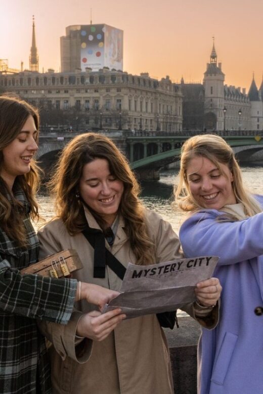 Paris: Treasure Hunt & Walking Tour "Secret Weapon X" - Why Choose This Tour?