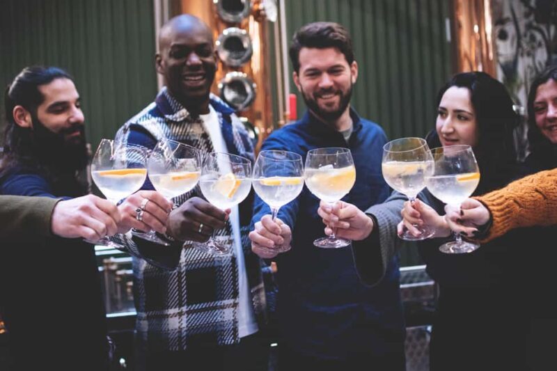 Paris Visit and gin tasting in English - Key Points