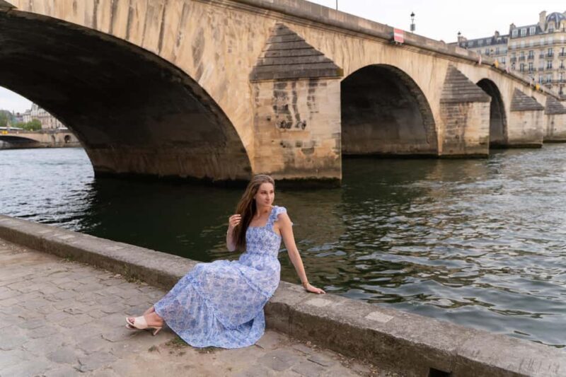Paris:sunset photoshoot in  of Paris- Louvre Orsay Eiffel - A Closer Look at the Paris Sunset Photoshoot Experience