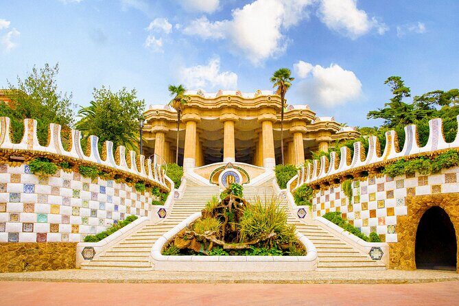 Park Güell Skip-the-Line Guided Tour Barcelona - Why Choose the Park Güell Skip-the-Line Guided Tour?