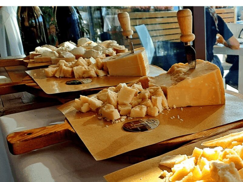 Parmesan Cheese Factory Tour & Tasting near Parma - Discovering the Parmegiano Reggiano Tradition