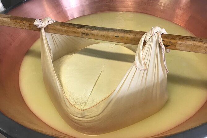 Parmigiano Cheese Factory Visit and Tasting - Authenticity and Personal Touch