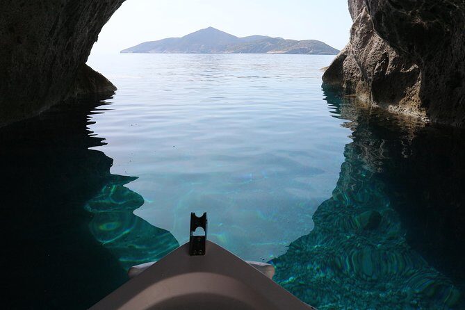 Paros & Antiparos - Private Cruise with a luxury speedboat - FAQs