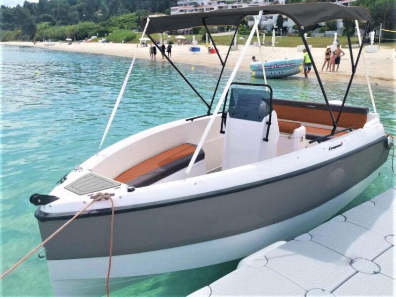 Paros: Full-Day New Modern Boat Rental with Self-Driving - The Sum Up