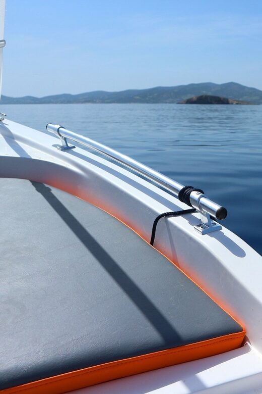 Paros: Full-Day New Modern Boat Rental with Self-Driving - FAQ