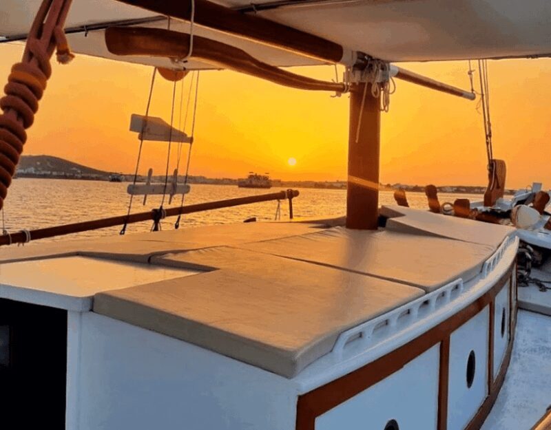 Paros: Sunset Boat Trip with Soft Drinks and Local Wine - The Experience from the Reviewers’ Perspective