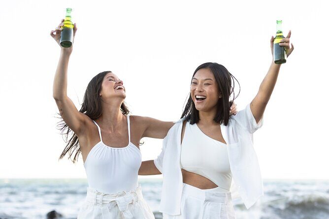 Party on board 2-hour cruise with DJ and open bar - The Sum Up