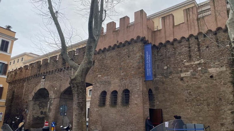 Passetto di Borgo:Vaticans Hidden Path & Castel Sant'Angelo - Key Points