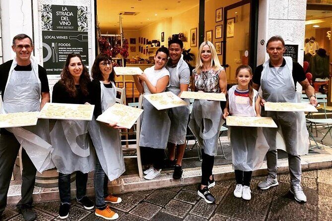Pasta Class and wine tasting in Lecce - What Reviewers Highlighted Most