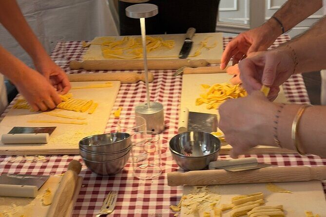 Pasta Cooking Class and Tiramisu in Rome - Analyzing the Value for Money