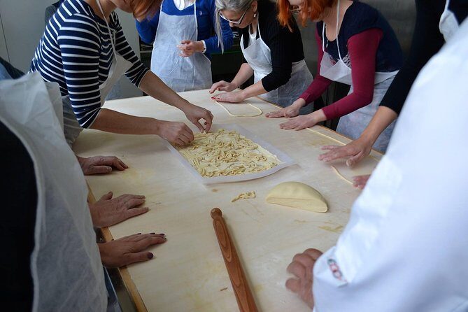 Pasta Fresca in Valdichiana Senese - What Reviewers Say