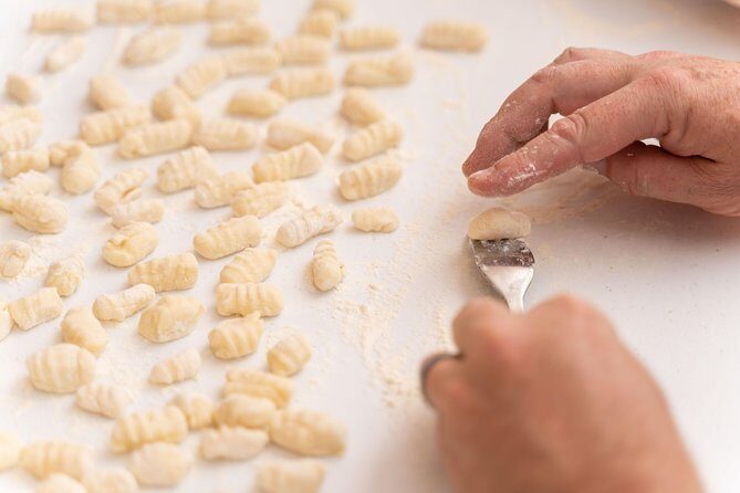 Pasta & Tiramisu Class at a Local's Home in Rome - What Is the Pasta & Tiramisu Class in Rome?
