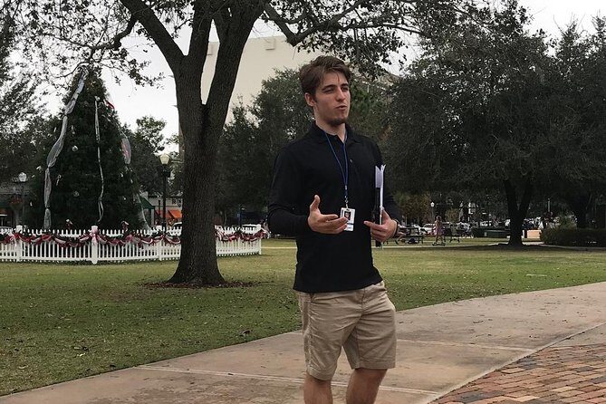 Peacocks, Presidents and Puzzles - The Winter Park Walking Tour + Boat - Who Should Consider This Tour?