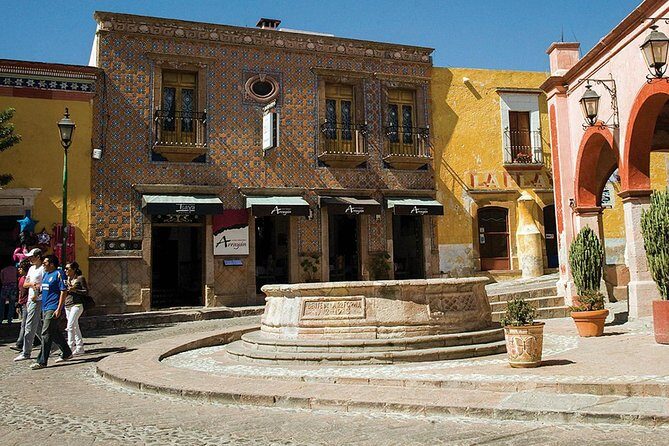 Peña de Bernal and Tequisquiapan: Private & Small groups - Key Points