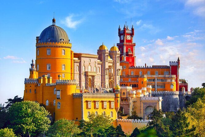 Pena Palace, Sintra, Roca Cape & Cascais on comfortable van - Key Points