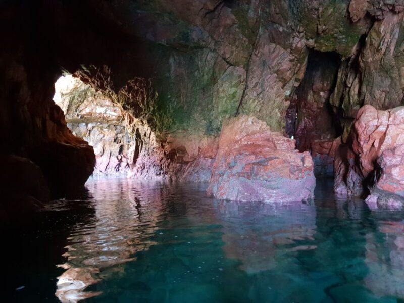 Peniche: Berlengas Roundtrip and Glass-Bottom Boat Cave Tour - Exploring the Itinerary in Detail
