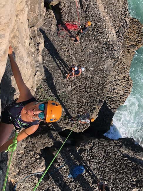 Peniche: Climbing on the beautiful cliffs by the sea. Certified guide. - Equipment and Inclusions