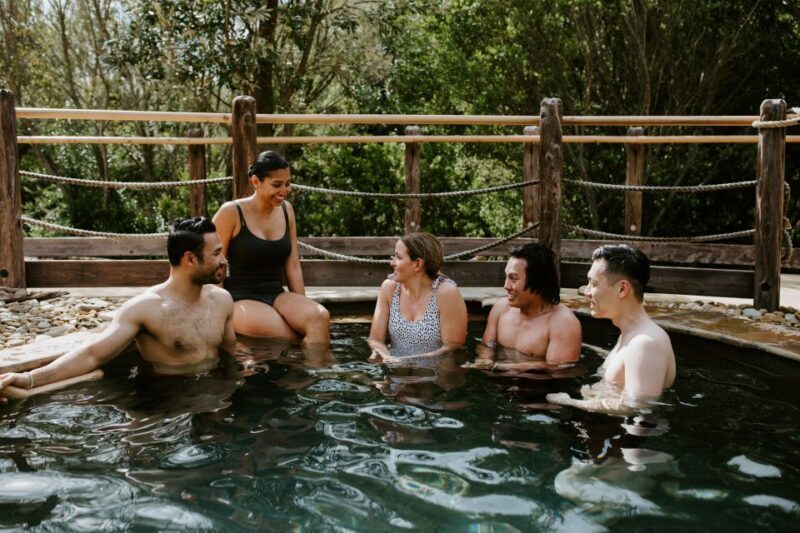 Peninsula Hot Springs: Fire, Ice, and Bathe - Who is this experience best suited for?