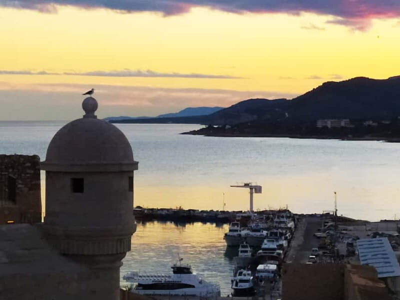 Peñiscola: Castle & Walled City Spanish Guided Tour - Discovering Peñíscola: What to Expect from the Tour