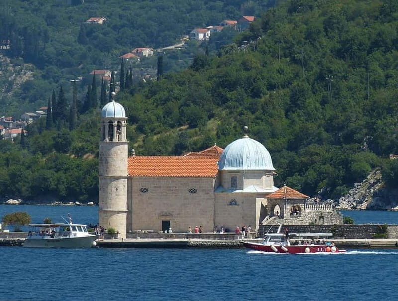 Perast Kotor Bay: boat ride to Our lady of the Rocks & back - The Practical Aspects