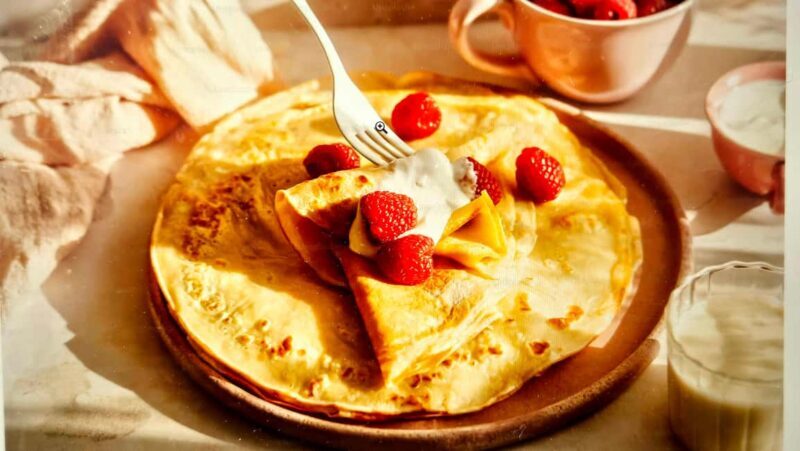 Père Lachaise Cemetery Tour, Tales from the Graves & Crepes - Exploring Père Lachaise Cemetery: A Walk Through History and Flavors