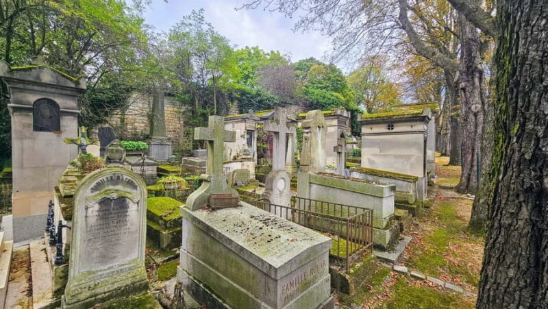 Père Lachaise Cemetery Tour, Tales from the Graves & Crepes - Who Will Love This Tour?