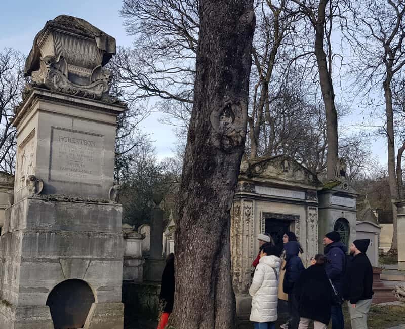 Père-Lachaise : histoires et mystères contés par un comédien - FAQs