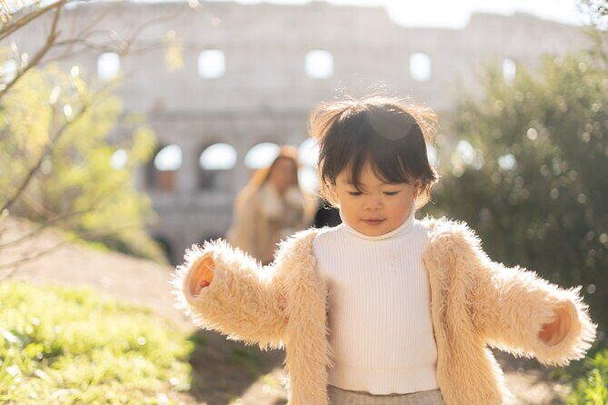 Personalized Photoshoot Outside the Colosseum - An In-Depth Look at the Experience