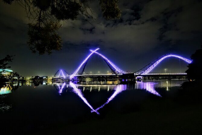 Perth City Lights Instagram Tour with Dessert - An Evening in Perth: What This Tour Offers
