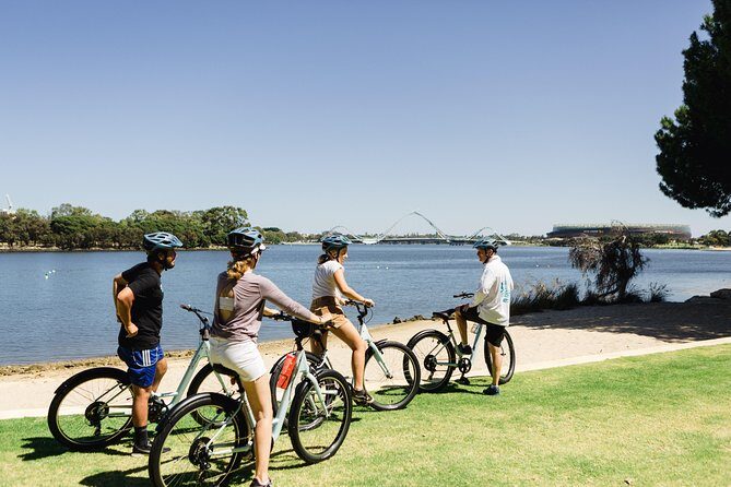 Perth Landmarks & Scenic Foreshore - Guided Bike Tour - A Detailed Look at the Itinerary