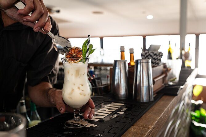 Perth Swan River Lunch Cruise - What Is the Perth Swan River Lunch Cruise?