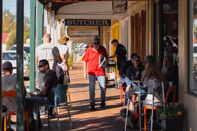 Perth Wave Rock Day Trip Explore York Town and Wave Rock - The Hippo’s Yawn: A Quirky Natural Sculpture
