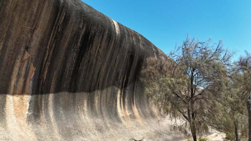 Perth: Wave Rock, Mulka's Cave, and York (Full Day Tour) - Hyden and the Iconic Wave Rock