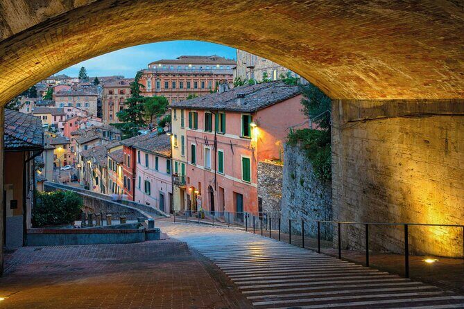 Perugia Walking Tour with Audio and Written Guide by a local - Why This Tour Works Well
