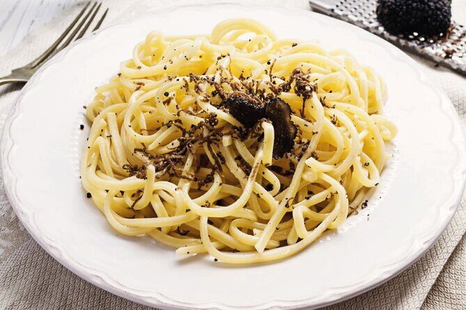 Perugia Walking Tour with Audio and Written Guide by a local - The Sum Up