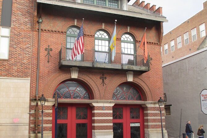 Philadelphia Historic Self Guided Walking Tour and Scavenger Hunt - The Sum Up