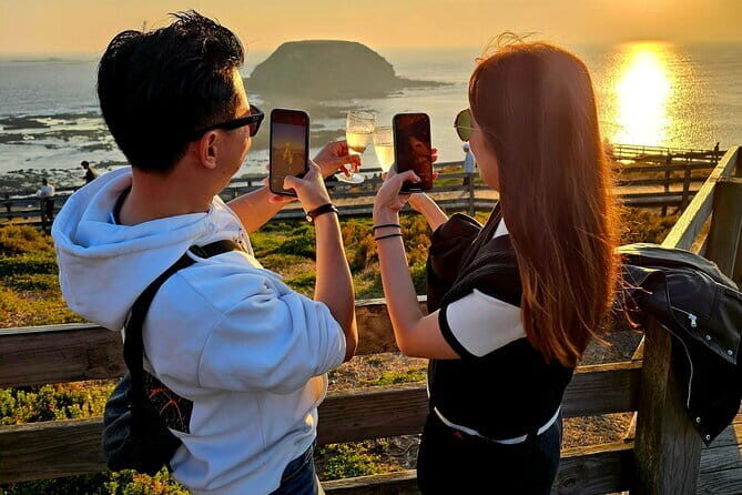 Phillip Island Penguin Parade Small-Group with Lunch and Wine - What We Love About This Tour