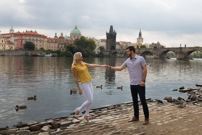 Photo Shoot for couple in Prague - Is This Tour Right for You?