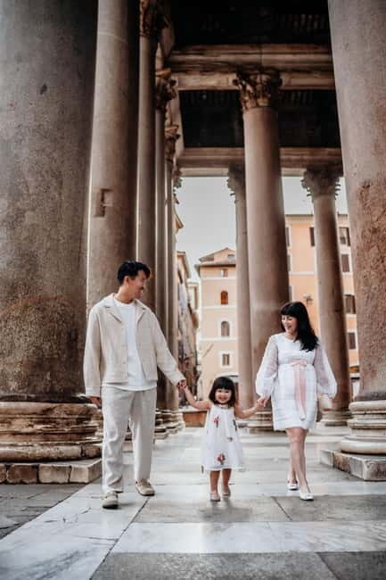 Photo Shoot in Rome with Vespa And Vintage Fiat 500 Options - What to Expect from the Experience