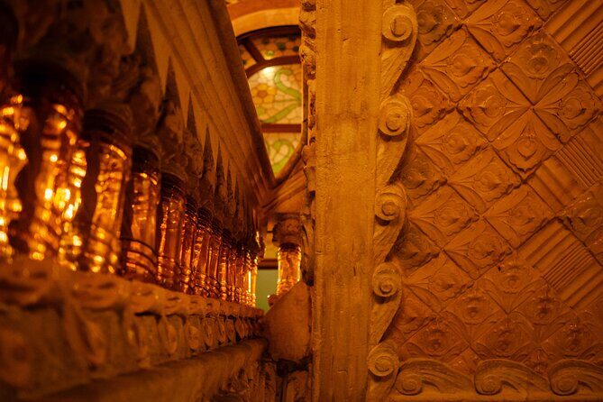 Photo Walking Tour Barcelona Cathedral Gothic Quarter El Born - What Makes This Tour a Great Value