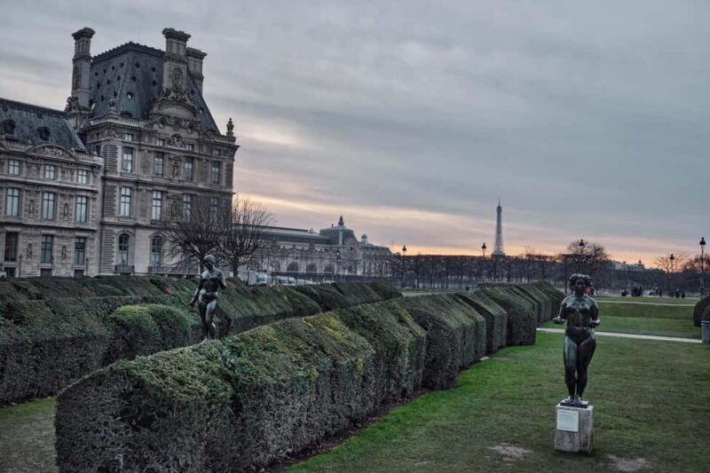 Photo Workshop in Paris sightseeing Notre Dame and Louvre - Who Should Consider This Tour?