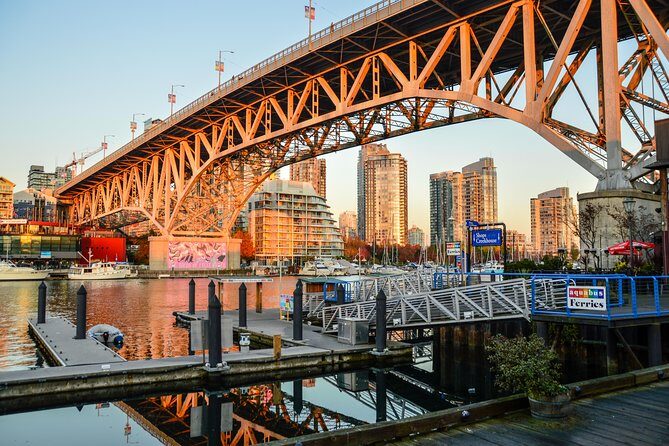 Photography & Hiking in Nature - A Day in Vancouver’s Natural and Urban Beauty