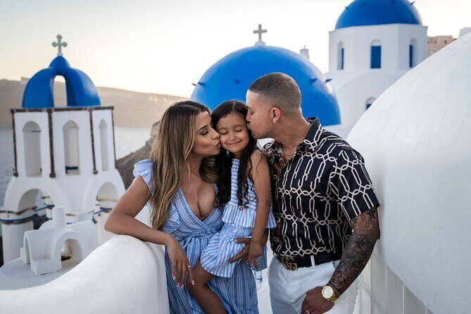 Photoshoot in Santorini Oia - Practical Tips for Your Photoshoot