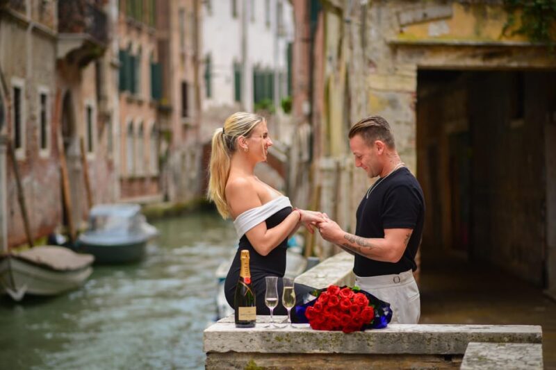 Photoshoot in Venice: Your Story, Our Lens - Book Now! - FAQ