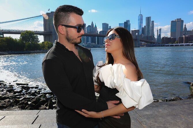 Photoshoots in Dumbo and Brooklyn Bridge - Walking on the Brooklyn Bridge