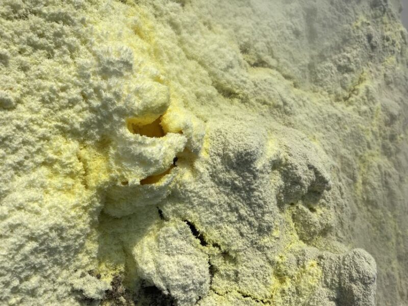 Piano Provenzana: Mount Etna Hiking Trip to 3,380 Meters - What’s Included and What to Bring